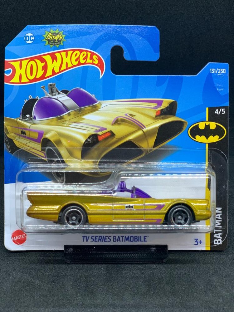 Hot Wheels - TV Series Batmobile gold :: carshoping